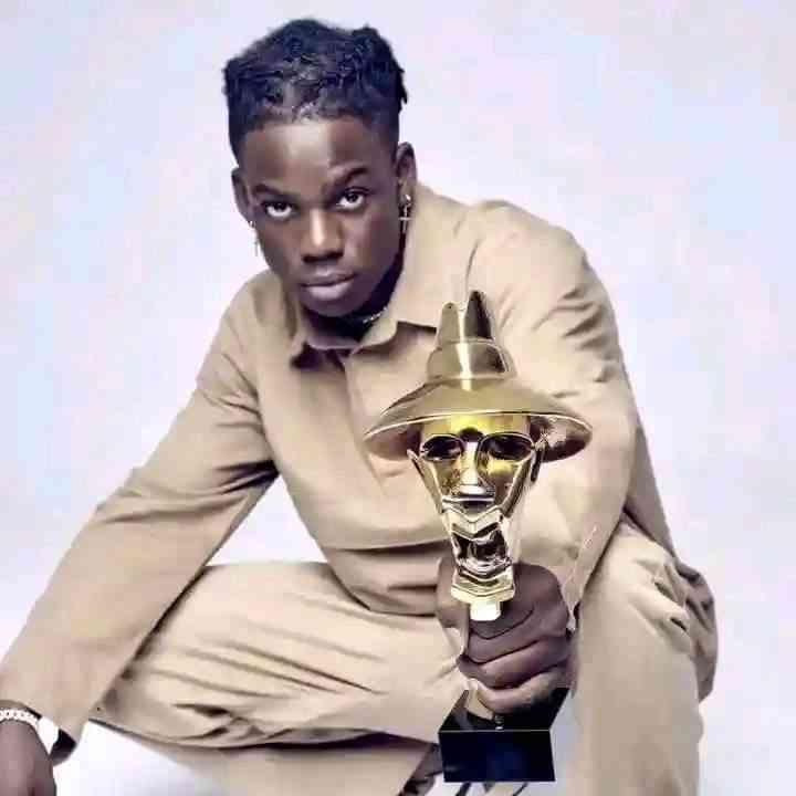 The only guy that doesn't lie whenever he says 'Another Banger' - MirrorLog.com